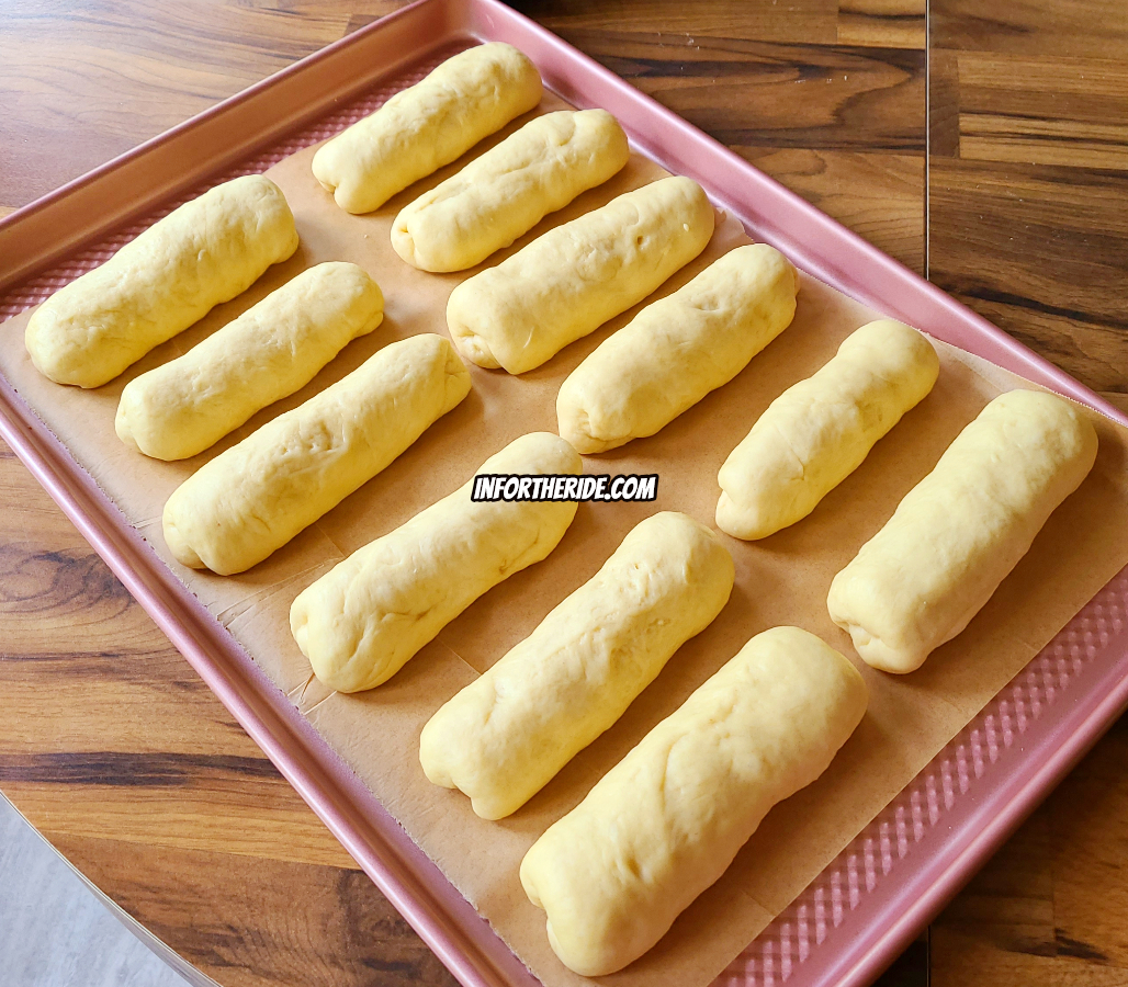 Filipino Cheese Bread | in for the ride